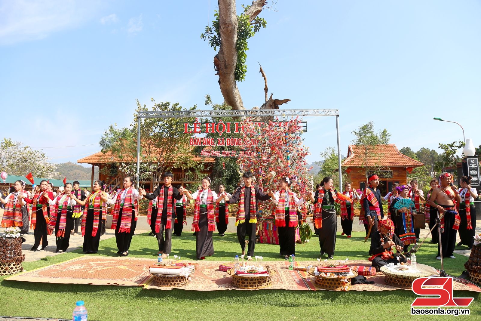 Độc đáo Lễ hội Hết Chá trên cao nguyên Mộc Châu