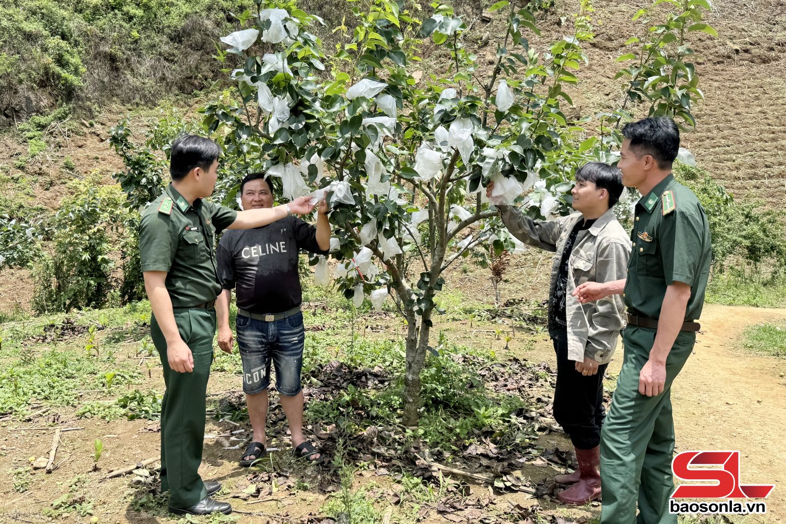 Điểm tựa lòng dân nơi biên giới