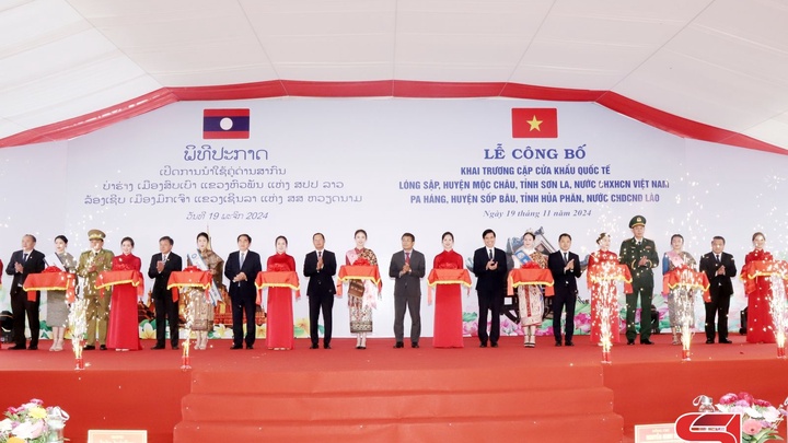 Lễ tống páo àu khảu chuông hong đồi pák tù mương quốc tế Lóng Sập-Pa Háng