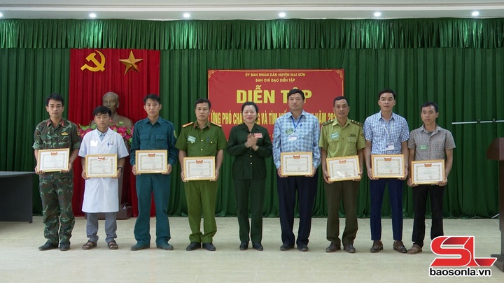 Diễn tập ứng phó cháy rừng và tìm kiếm cứu nạn xã Chiềng Nơi